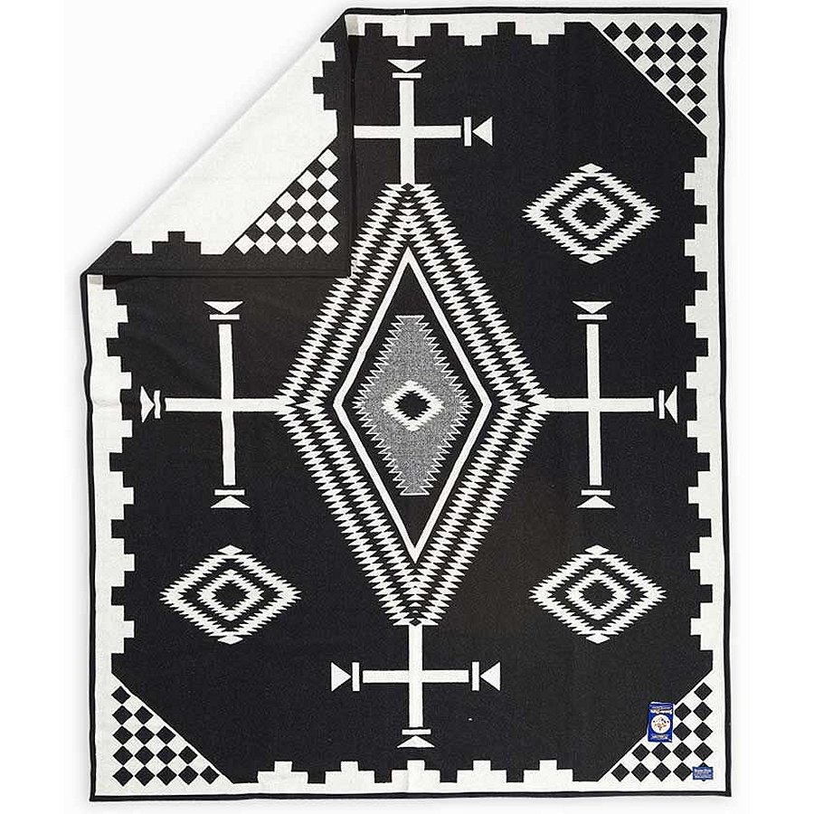 Pendleton Woolen Mills | Pendleton Los Ojos Blanket | Crazy Crow Trading Post