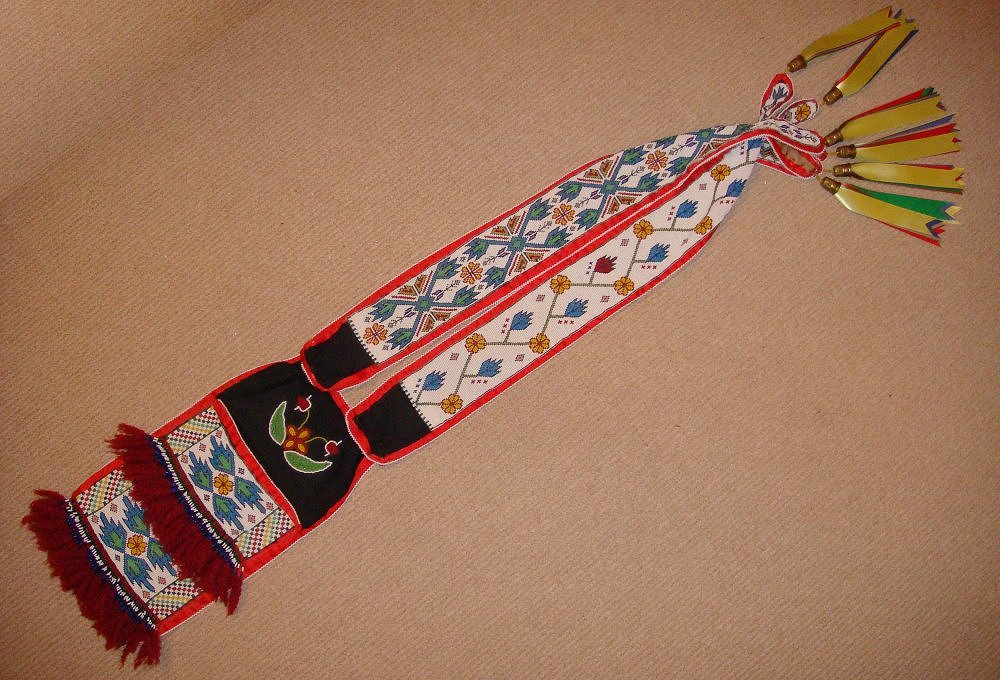 Native American Bandolier Bag Gallery | American Indian Crafts: Photos ...